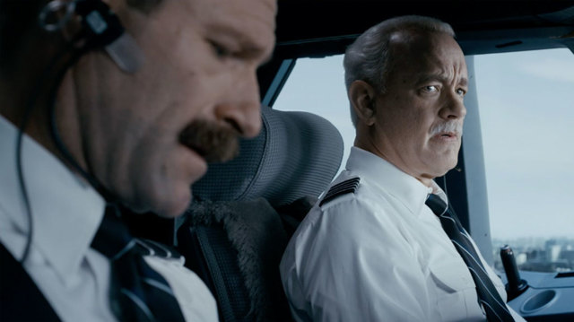 Clint Eastwood racconta una scena di Sully (Video) - Internazionale