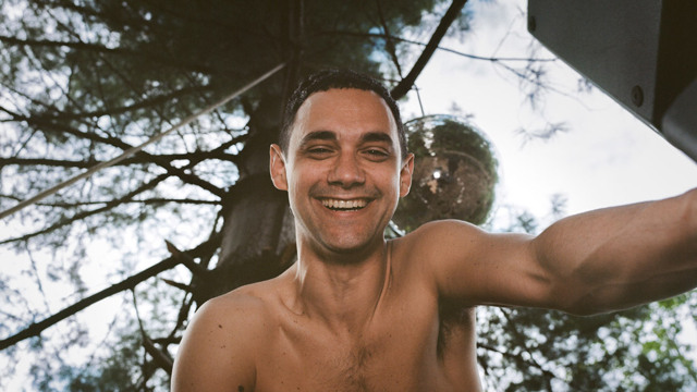 Cosmo ci fa ballare sopra le rovine - Giovanni Ansaldo - Internazionale