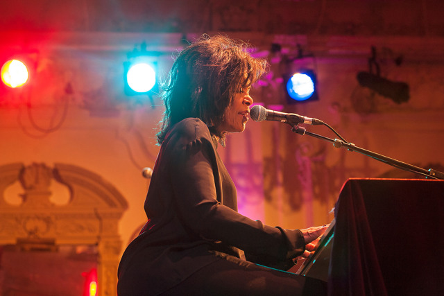 The subtle art of Sharon Robinson - Daniele Cassandro - Breaking Latest ...