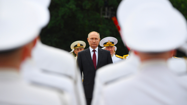 La nostalgia sovietica di Vladimir Putin - Pierre Haski - Internazionale