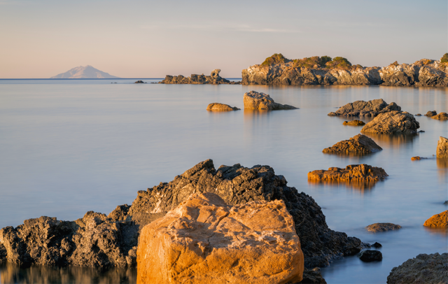 Sette isole per l’estate - Alex Ulam - Internazionale