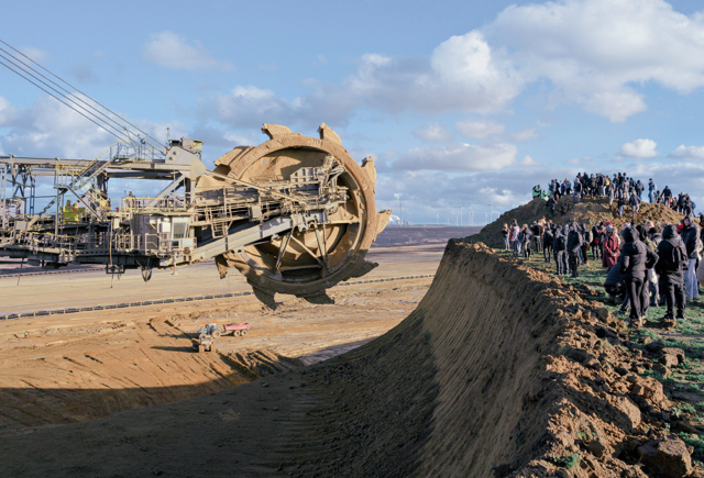 L’orlo del baratro - Internazionale