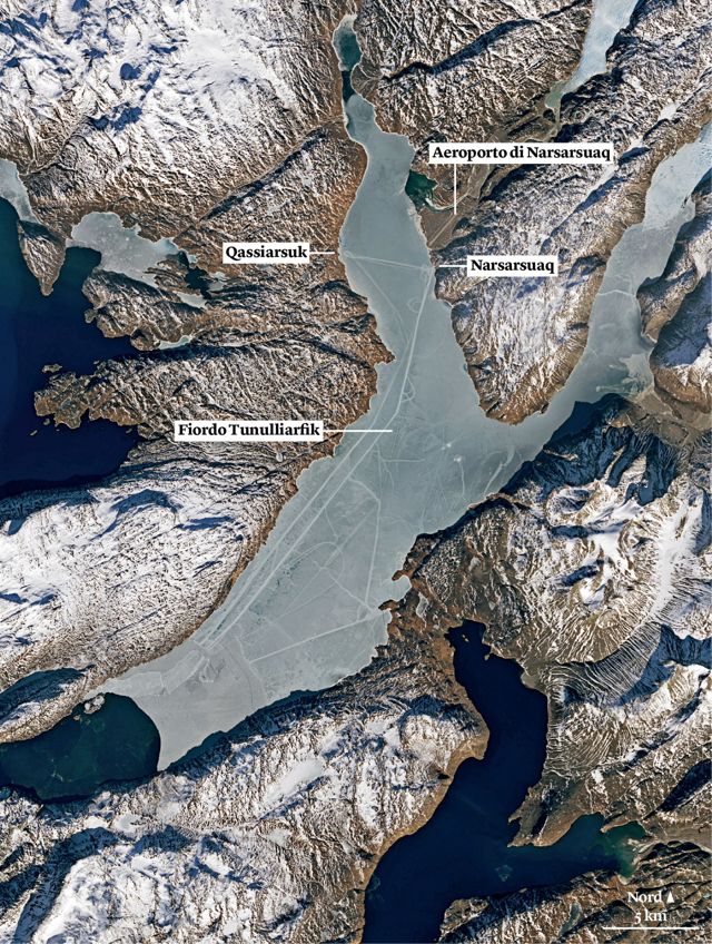 Tracce umane nel fiordo Tunulliarfik, in Groenlandia - Internazionale