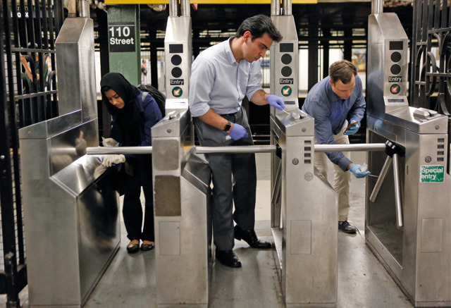 Tutto lascia una traccia - Peter Andrey Smith - Internazionale